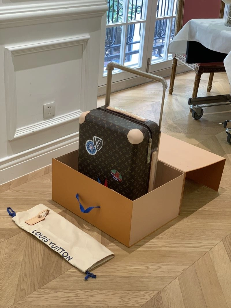 Inexpensive Louis Vuitton Suitcase