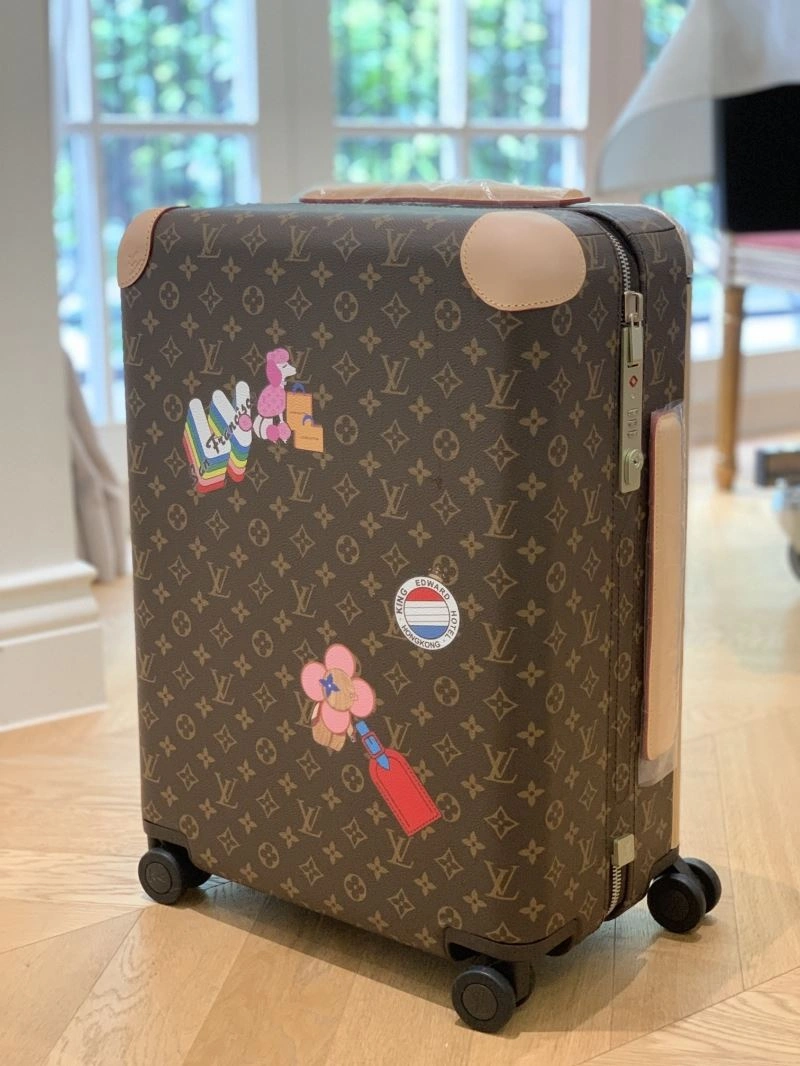 Mirror quality Louis Vuitton Suitcase