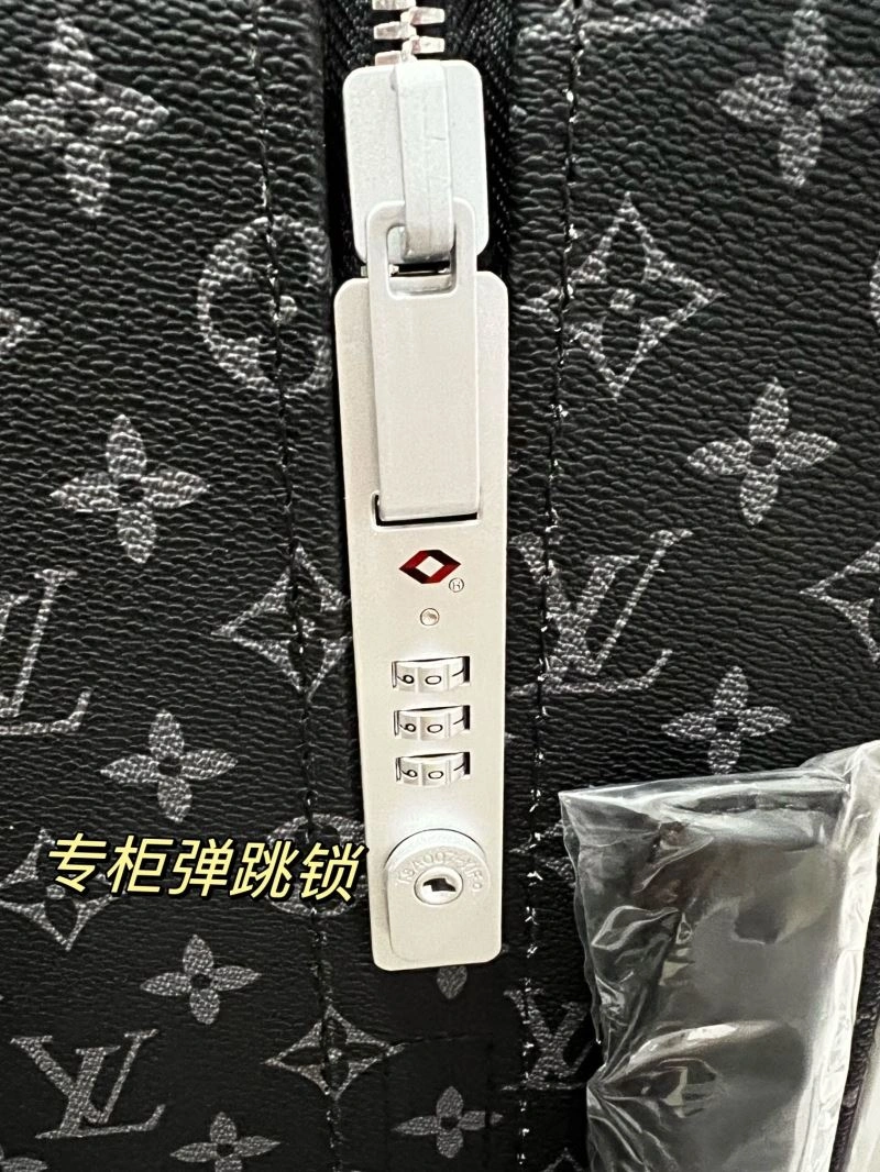 Factory-made Louis Vuitton Suitcase