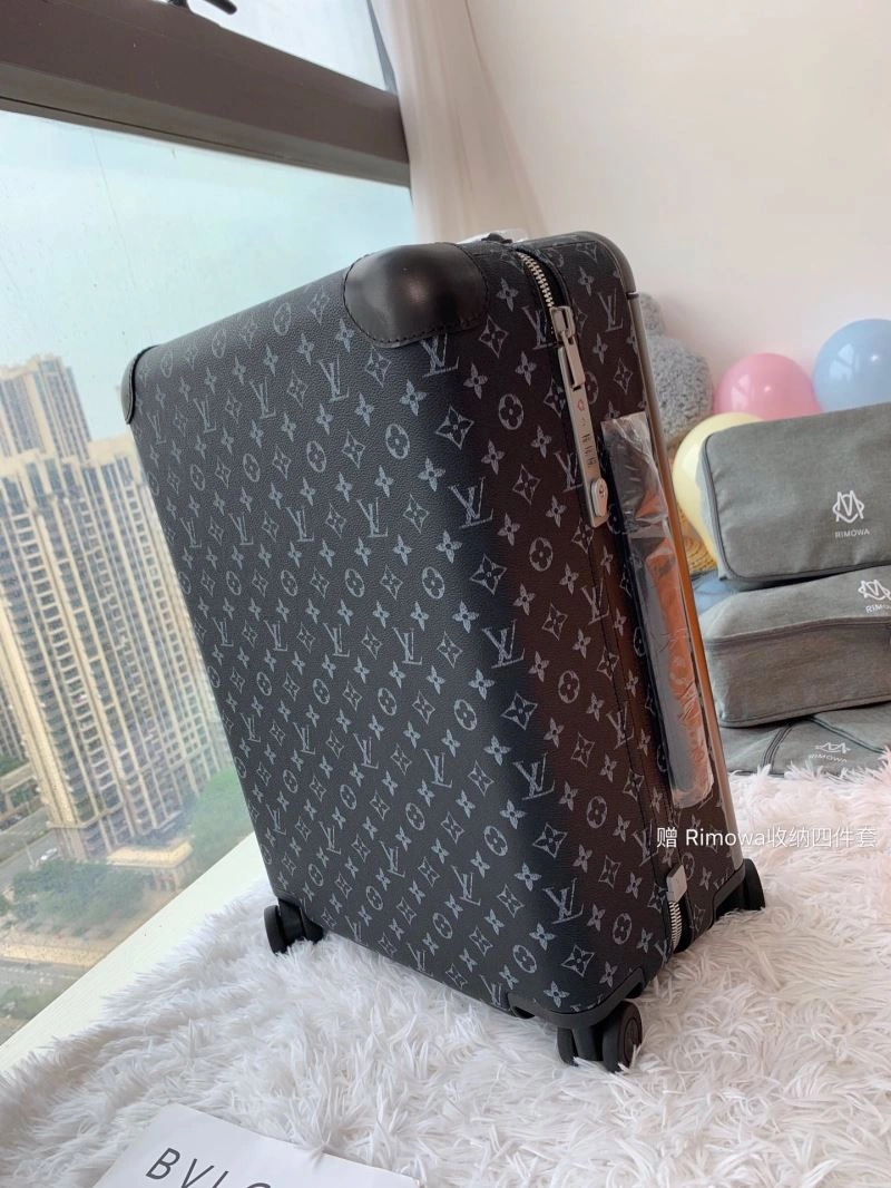 High accuracy Louis Vuitton Suitcase