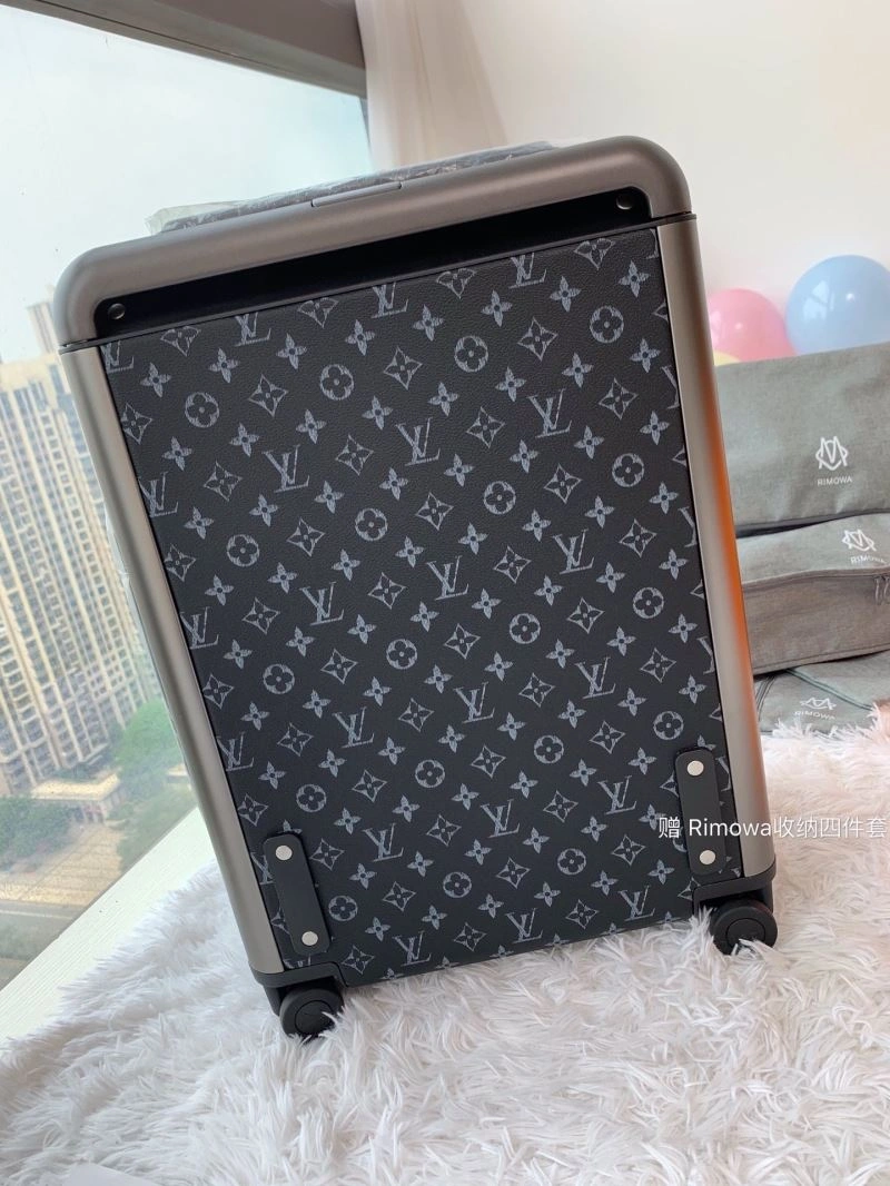 High accuracy Louis Vuitton Suitcase