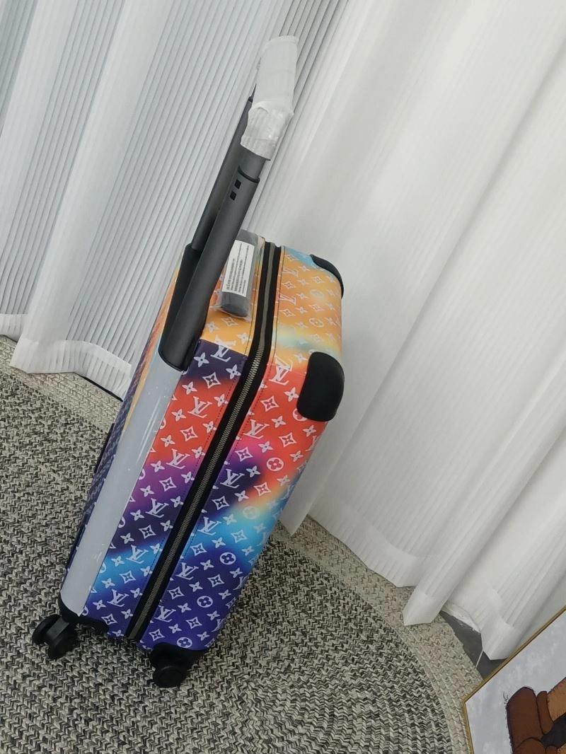 Top mirror Louis Vuitton Suitcase
