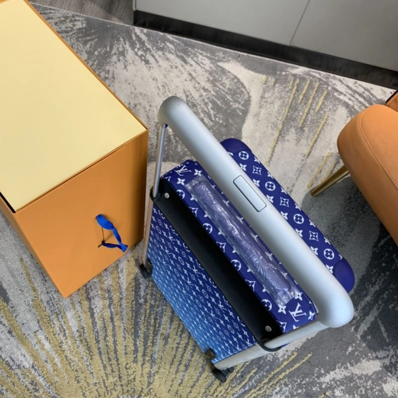 Precise copy Louis Vuitton Suitcase