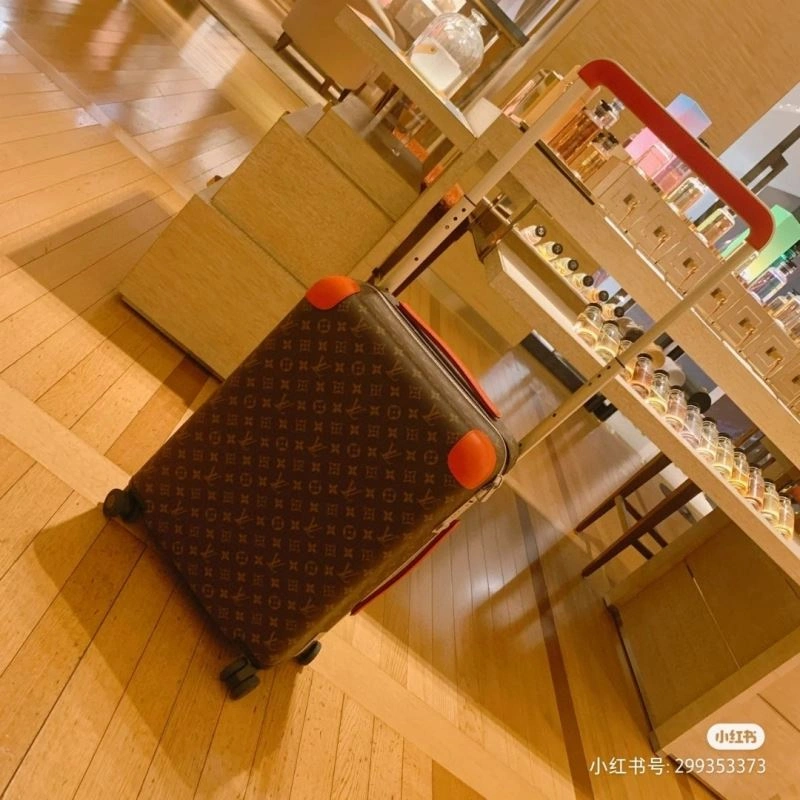 1:1 copy Louis Vuitton Suitcase