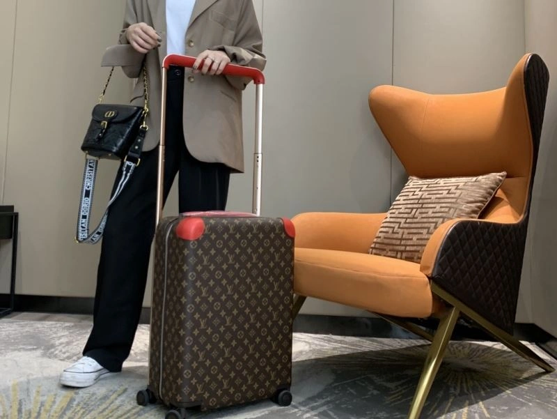 1:1 copy Louis Vuitton Suitcase