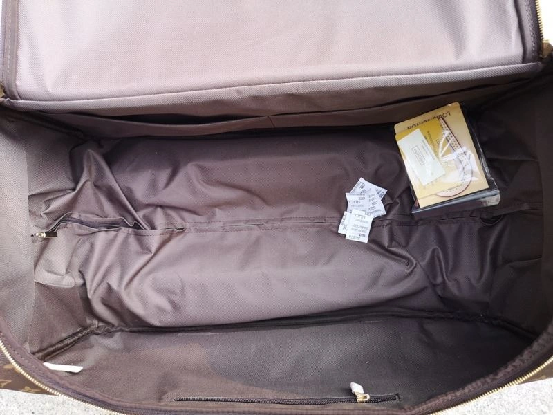 Mirror quality Louis Vuitton Suitcase