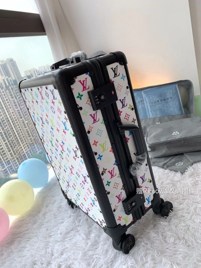 High accuracy Louis Vuitton Suitcase