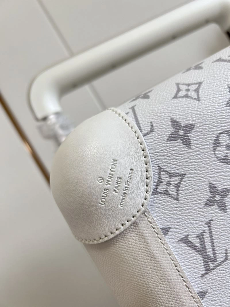 Low-cost Louis Vuitton Suitcase