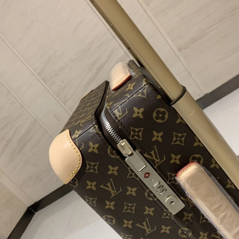 Accurate model Louis Vuitton Suitcase