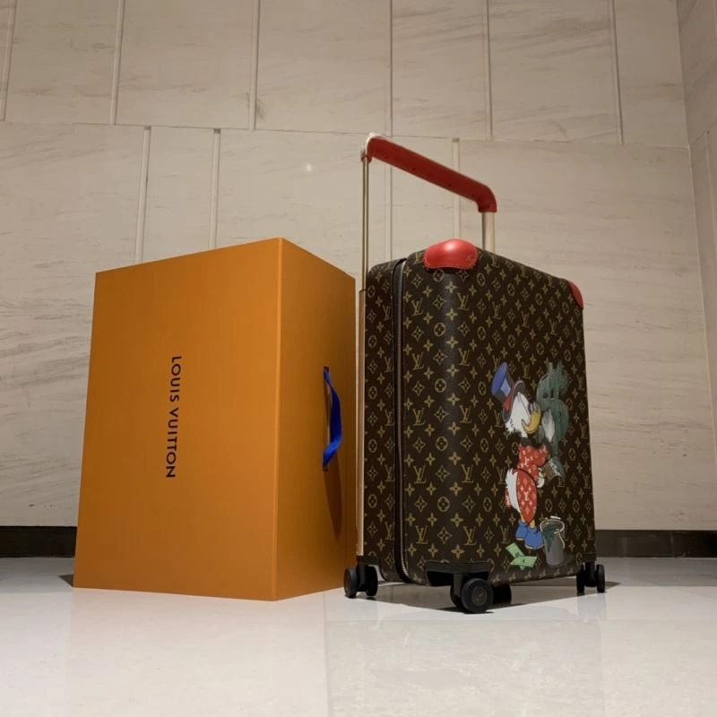 Top match Louis Vuitton Suitcase