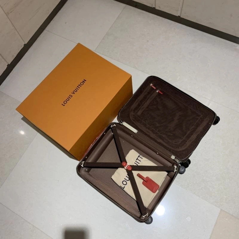 Top match Louis Vuitton Suitcase