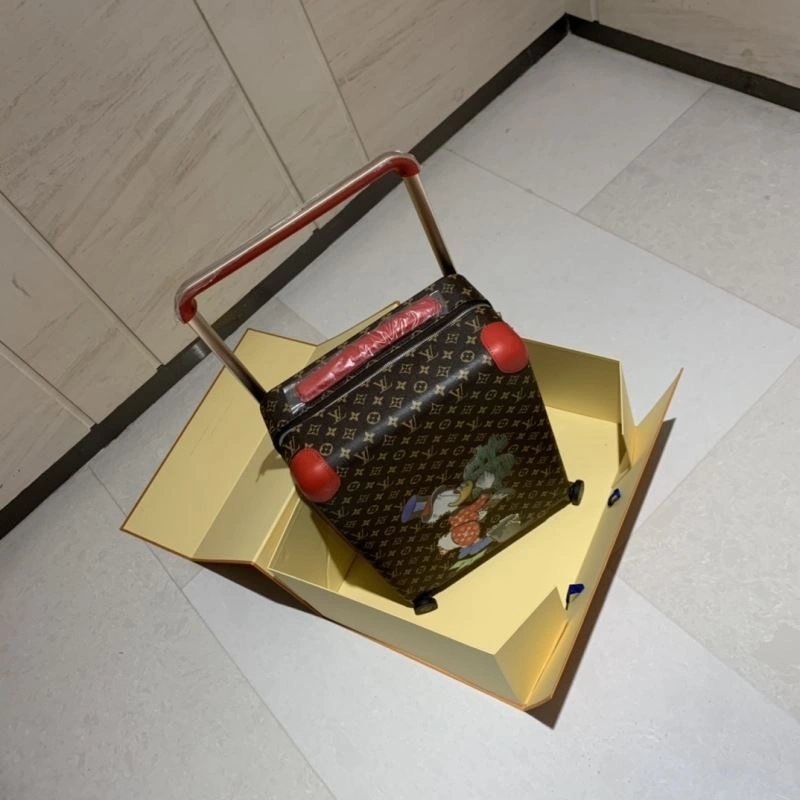 Top match Louis Vuitton Suitcase