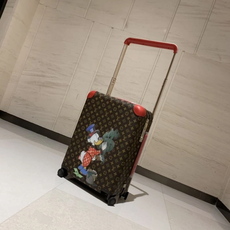 Top match Louis Vuitton Suitcase