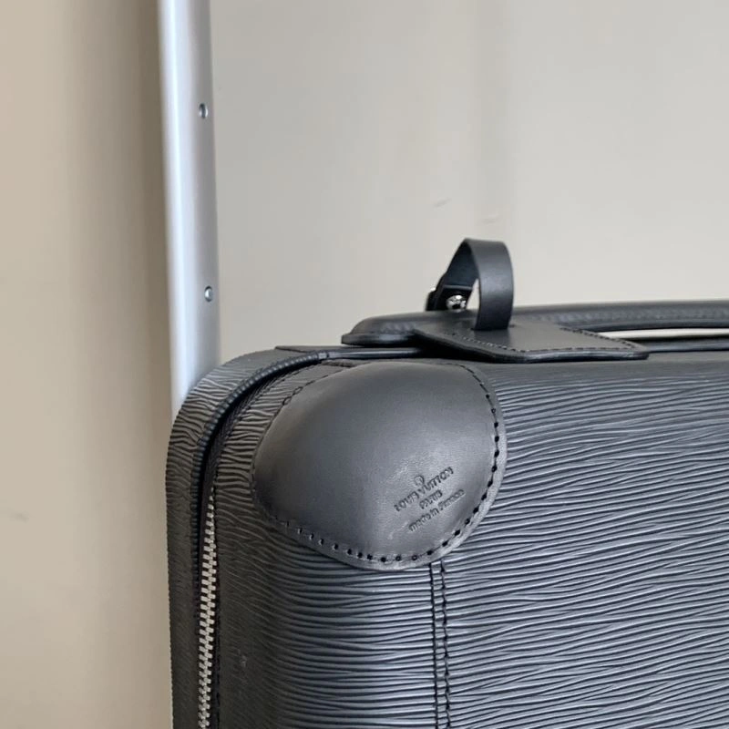 Legit Louis Vuitton Suitcase
