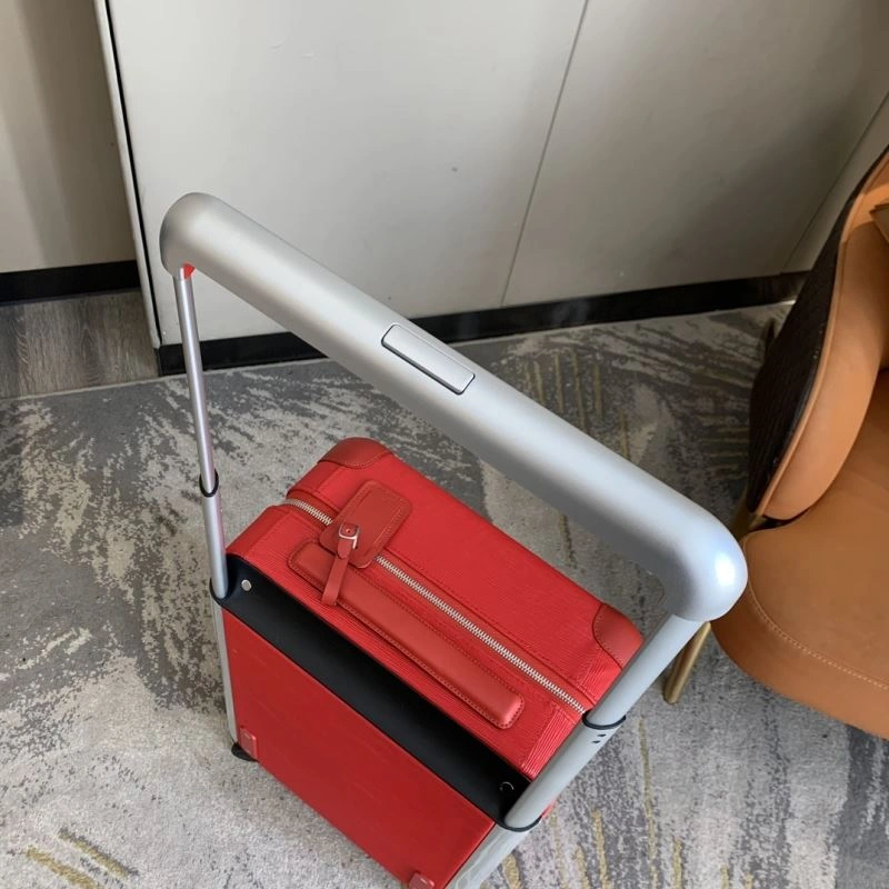 Accurate model Louis Vuitton Suitcase