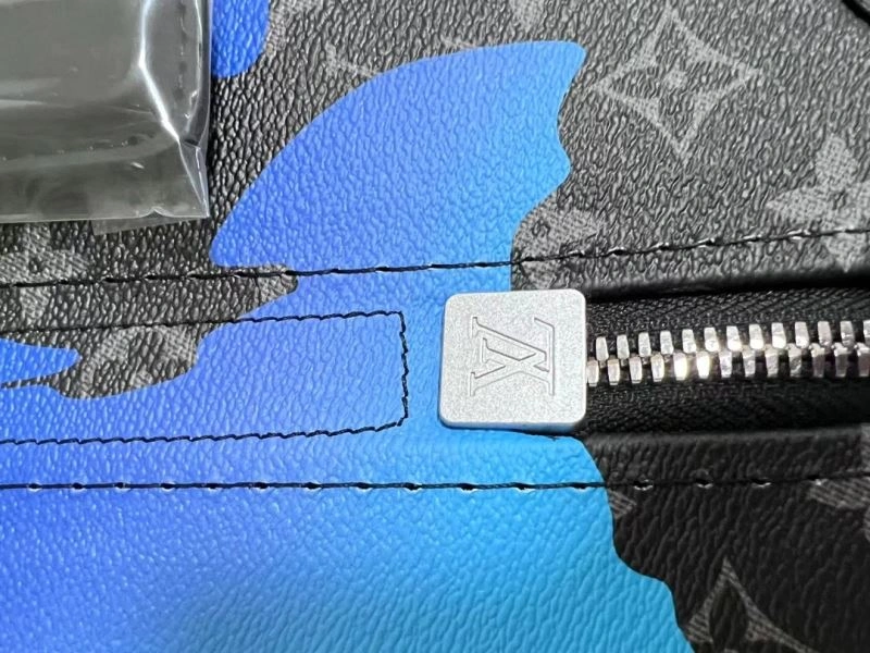 Low-cost Louis Vuitton Suitcase