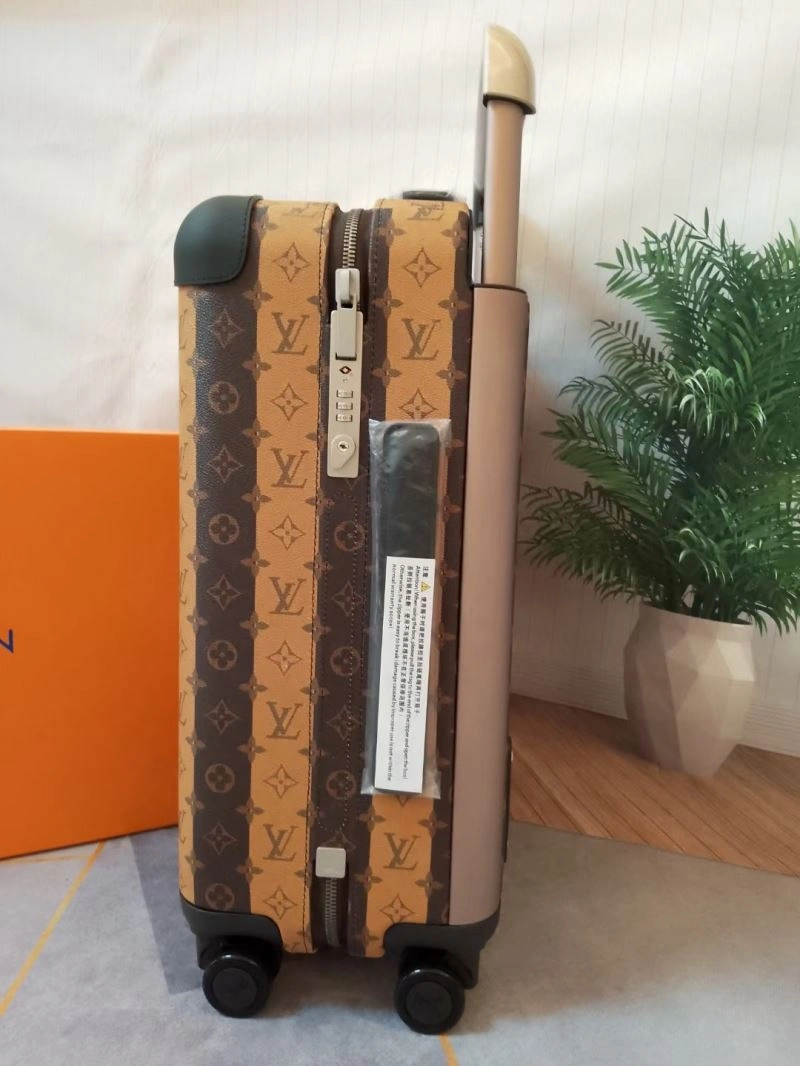 High fidelity Louis Vuitton Suitcase