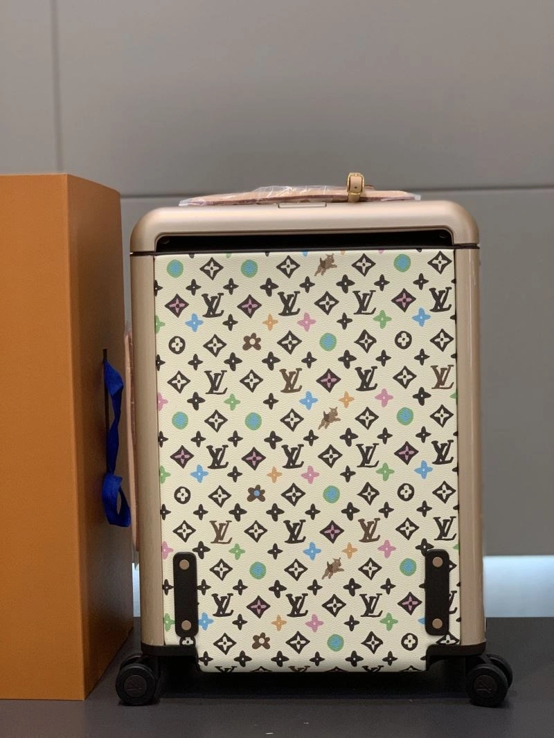 Top match Louis Vuitton Suitcase