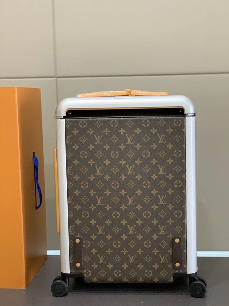 Low-cost Louis Vuitton Suitcase