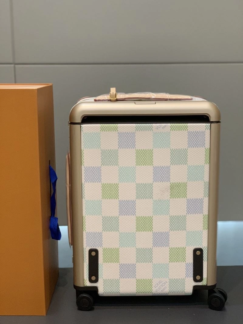 Top match Louis Vuitton Suitcase