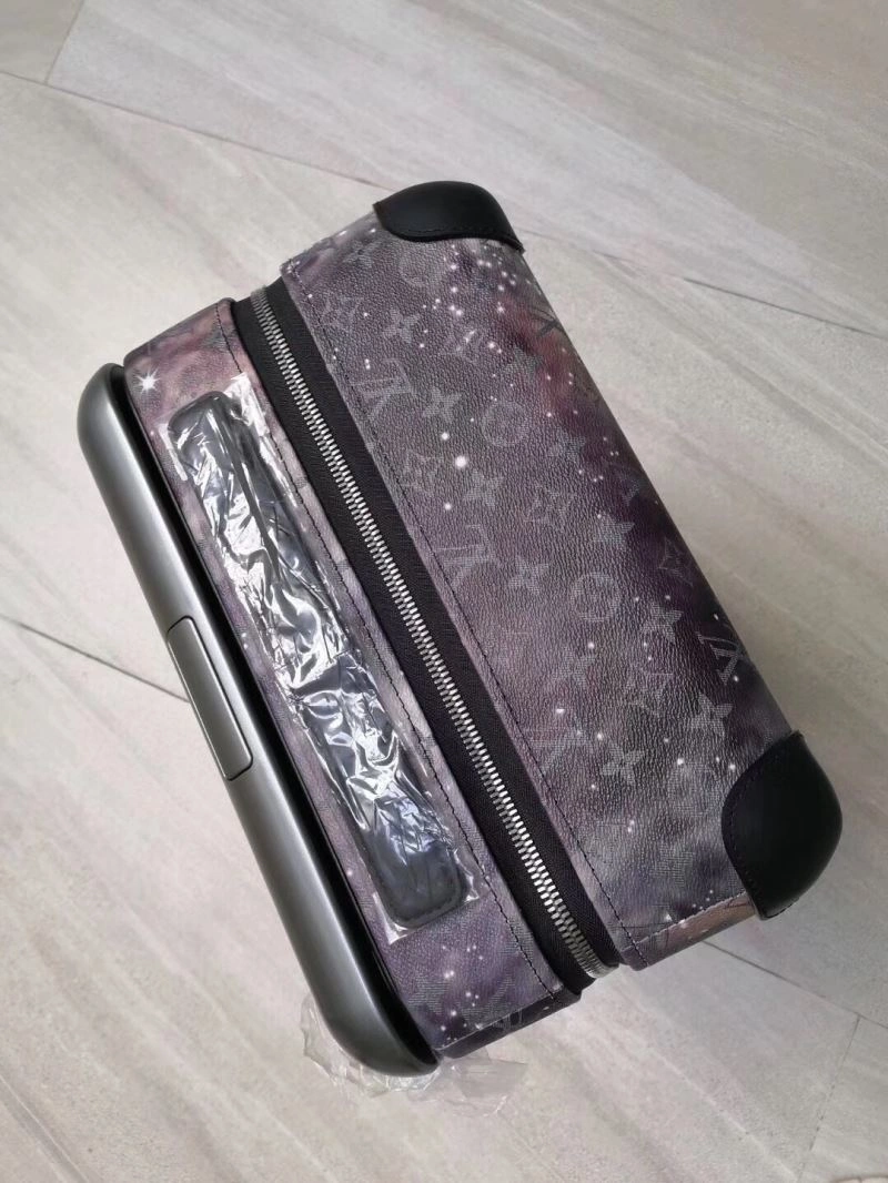 1:1 copy Louis Vuitton Suitcase