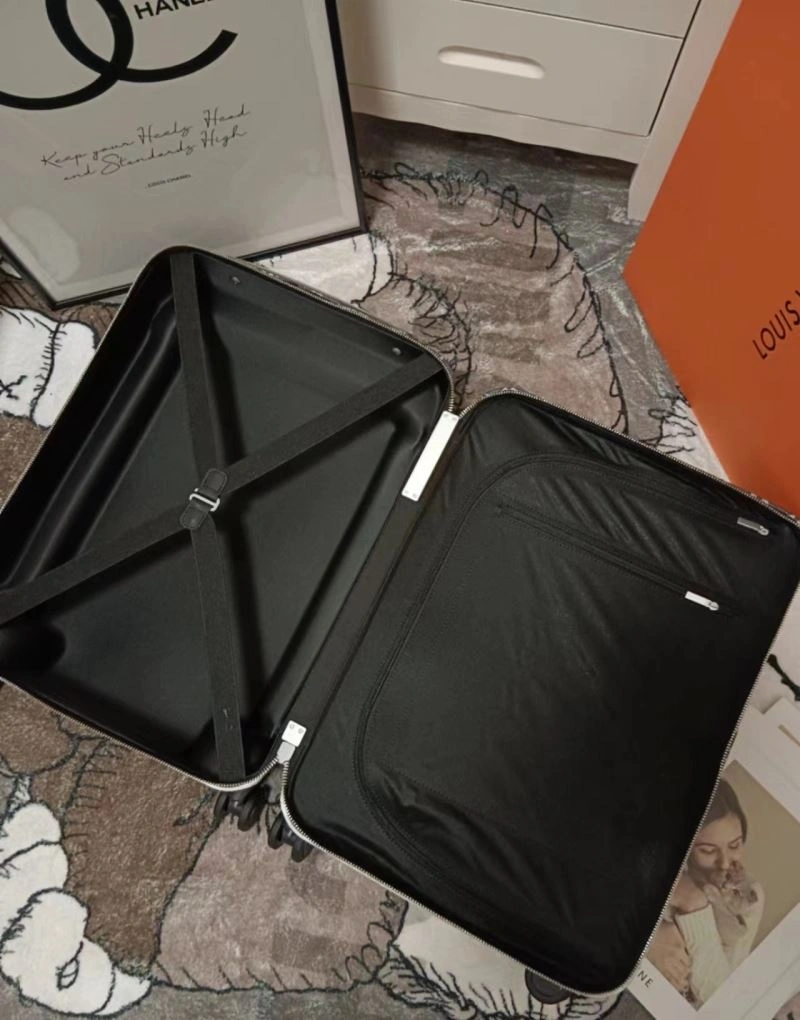 Low-cost Louis Vuitton Suitcase