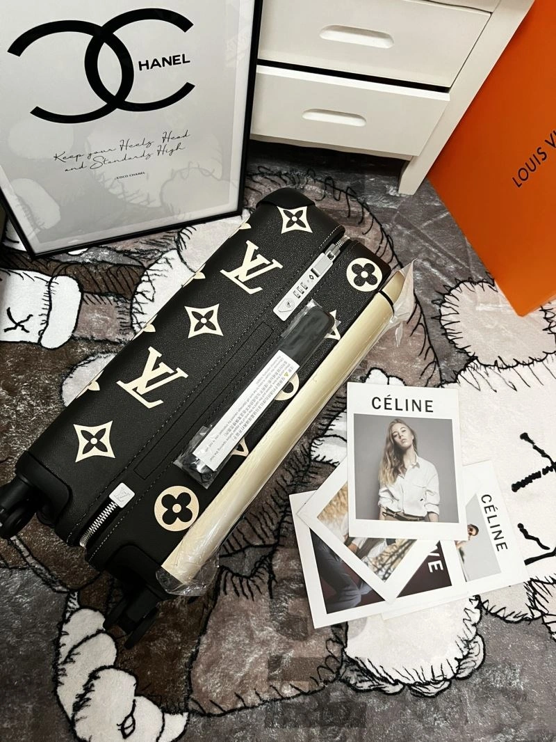 Top match Louis Vuitton Suitcase