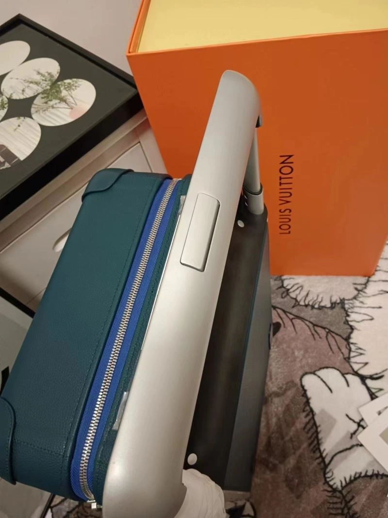 High accuracy Louis Vuitton Suitcase