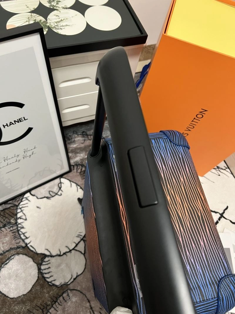Inexpensive Louis Vuitton Suitcase