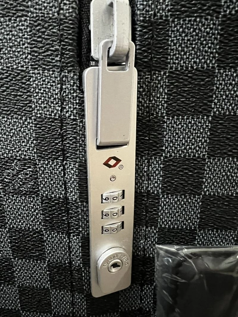 High fidelity Louis Vuitton Suitcase