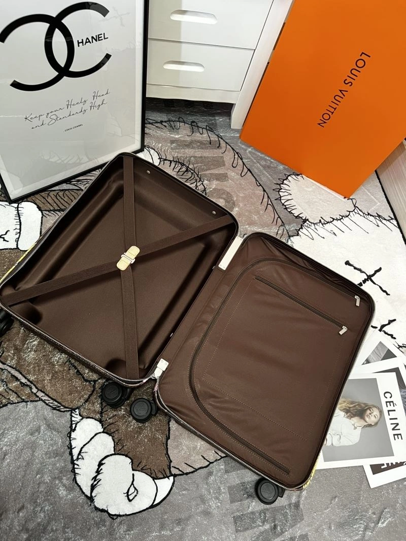 Top mirror Louis Vuitton Suitcase
