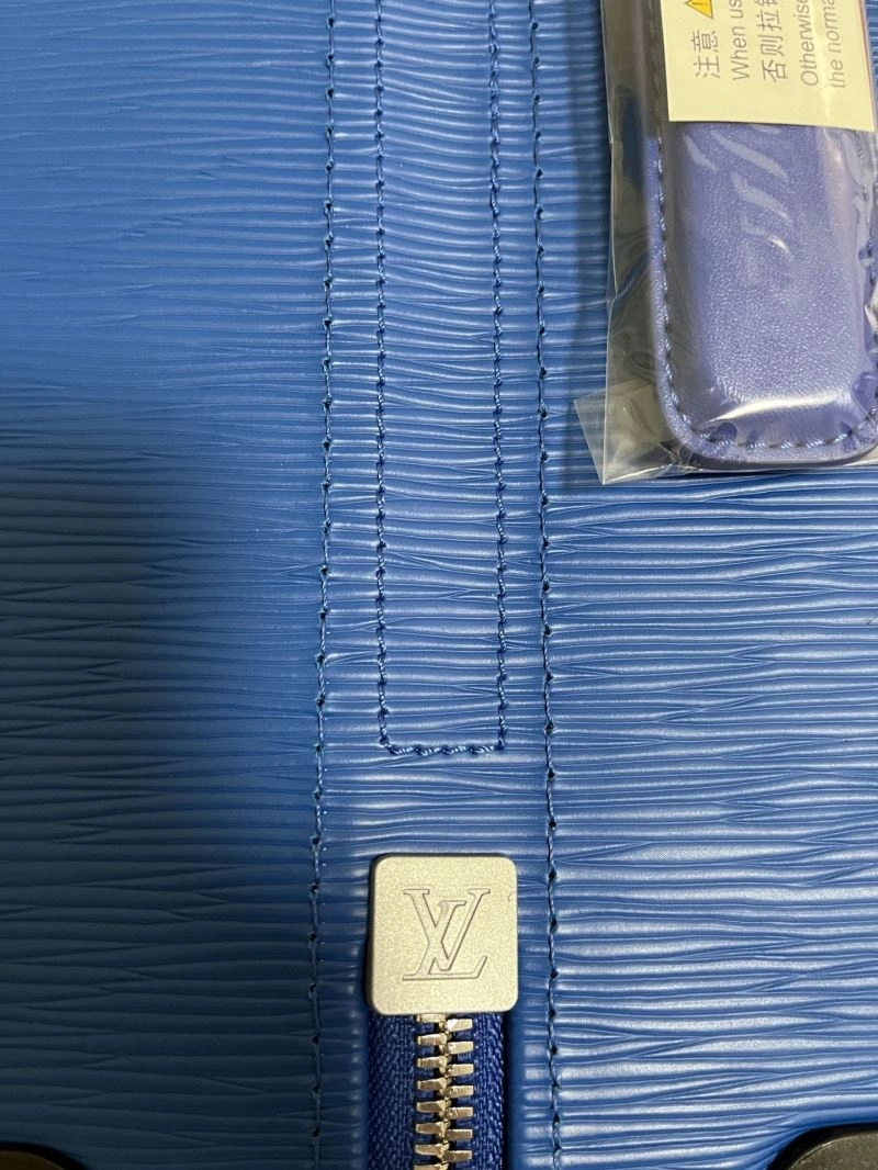 1:1 copy Louis Vuitton Suitcase