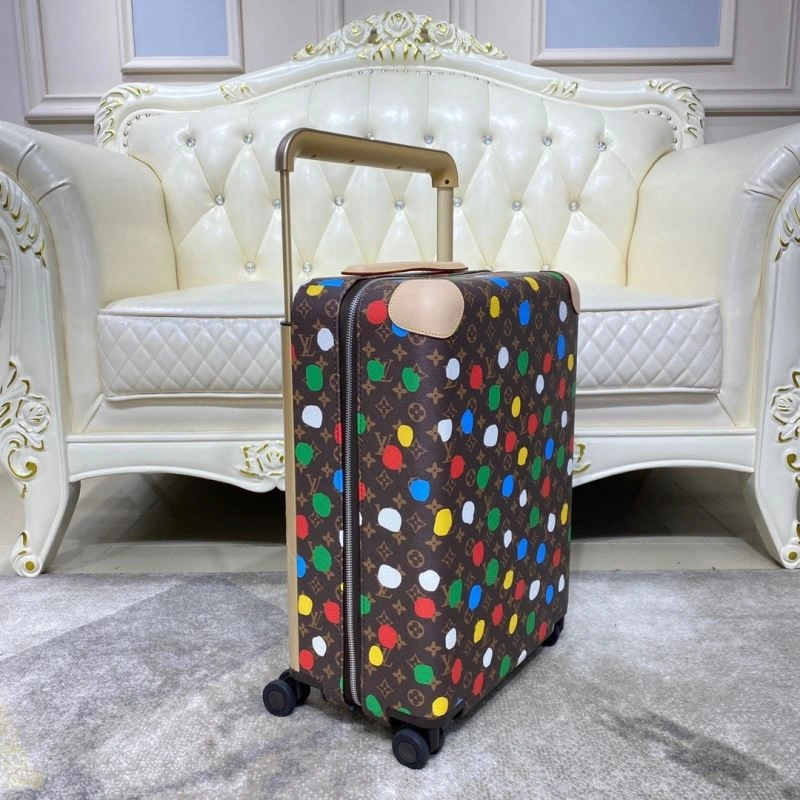 Top match Louis Vuitton Suitcase