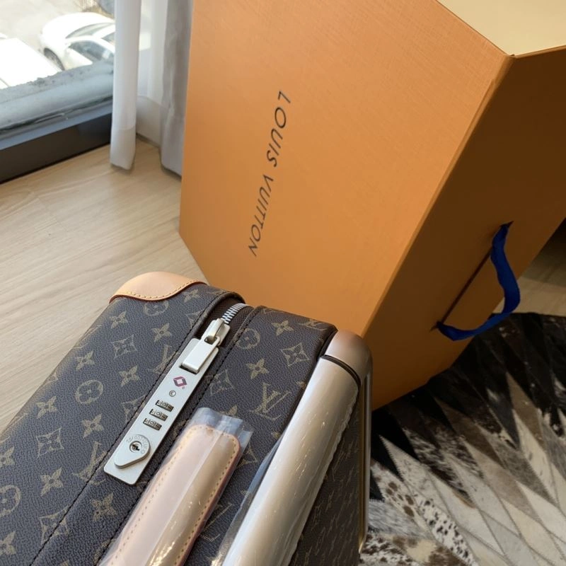Factory-made Louis Vuitton Suitcase