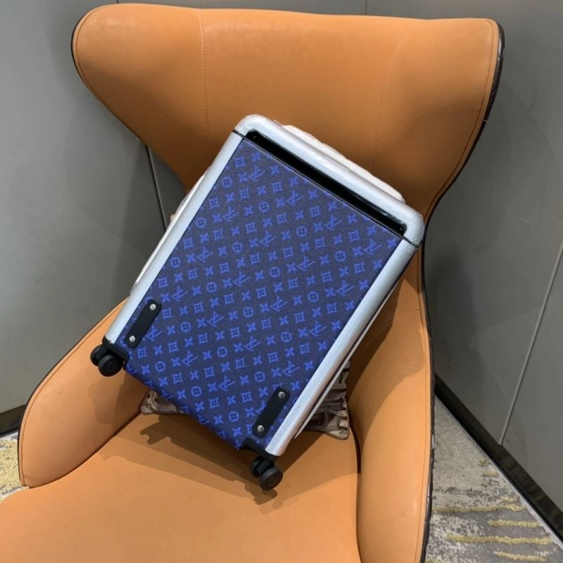 Bargain Louis Vuitton Suitcase