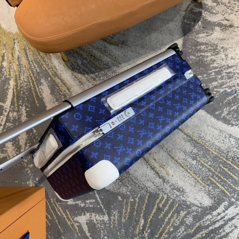Bargain Louis Vuitton Suitcase