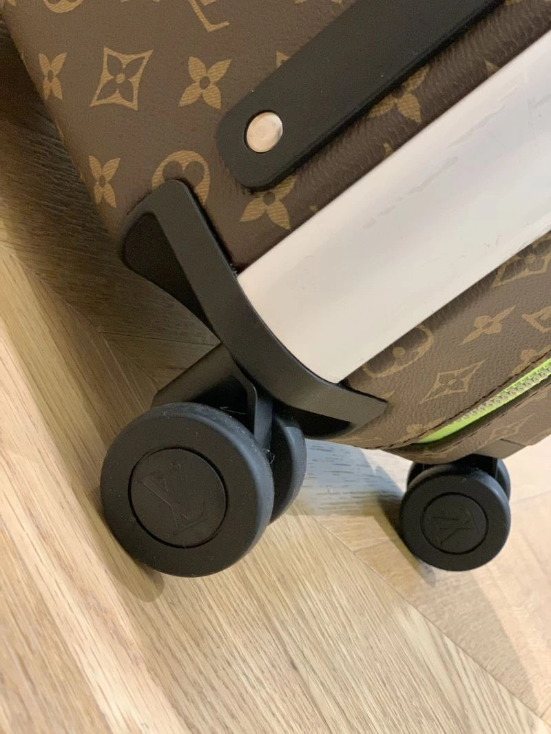 1:1 copy Louis Vuitton Suitcase