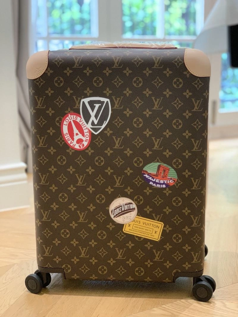 Mirror quality Louis Vuitton Suitcase