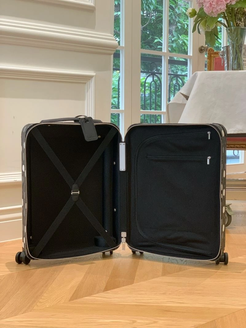 Mirror quality Louis Vuitton Suitcase