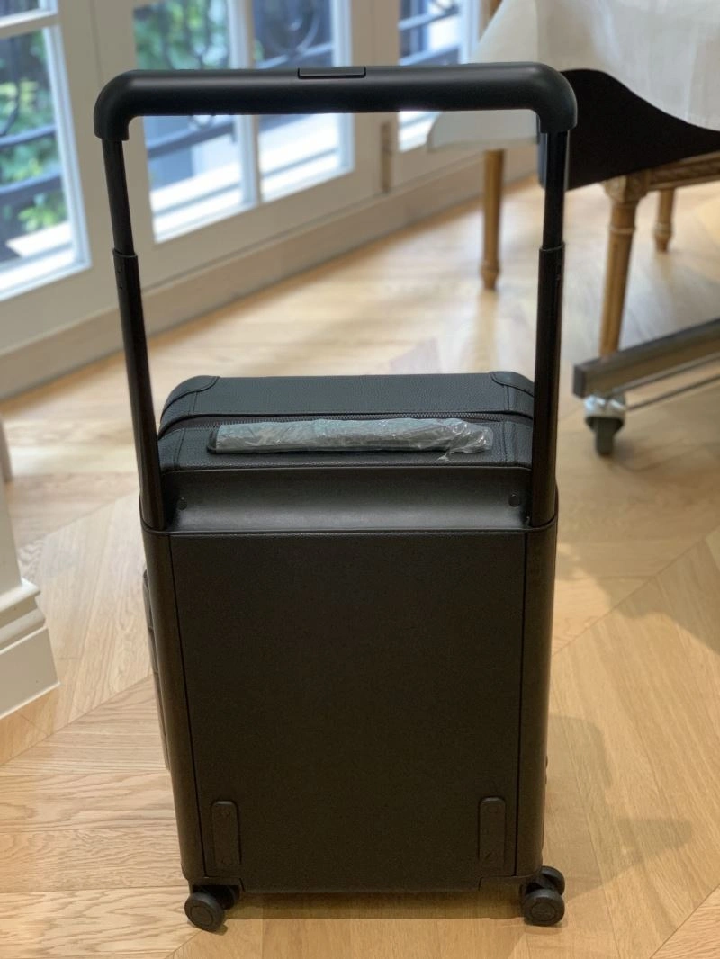Factory-made Louis Vuitton Suitcase