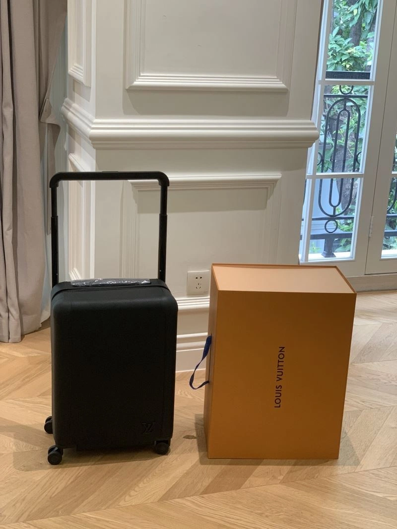 Factory-made Louis Vuitton Suitcase
