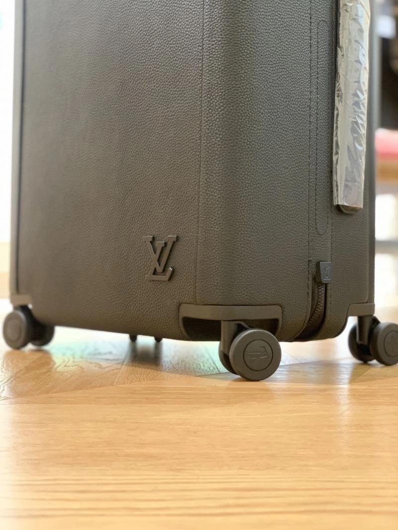 Factory-made Louis Vuitton Suitcase