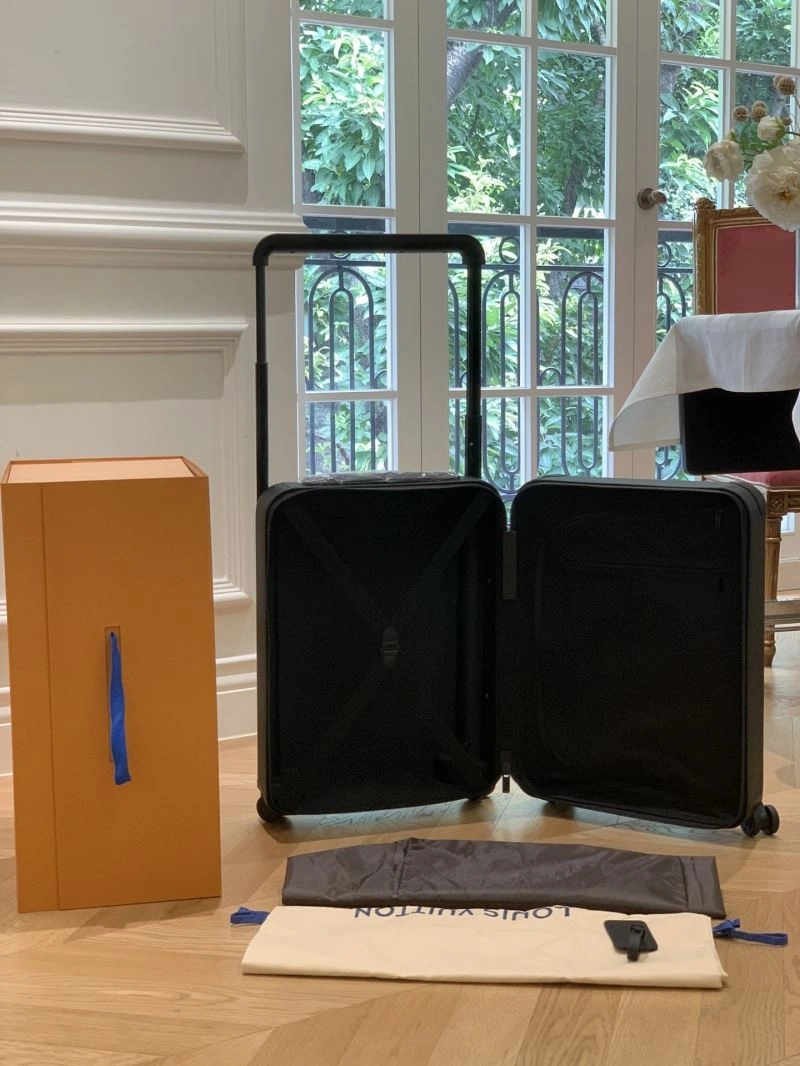 Factory-made Louis Vuitton Suitcase