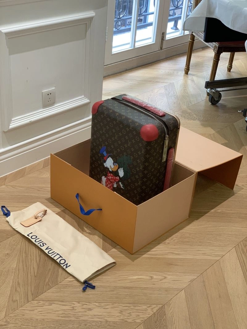 Bargain Louis Vuitton Suitcase