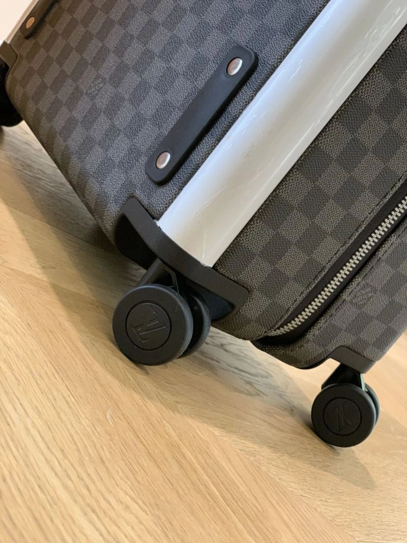 Bargain Louis Vuitton Suitcase