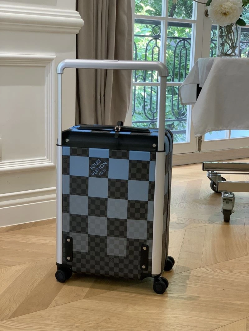 High fidelity Louis Vuitton Suitcase
