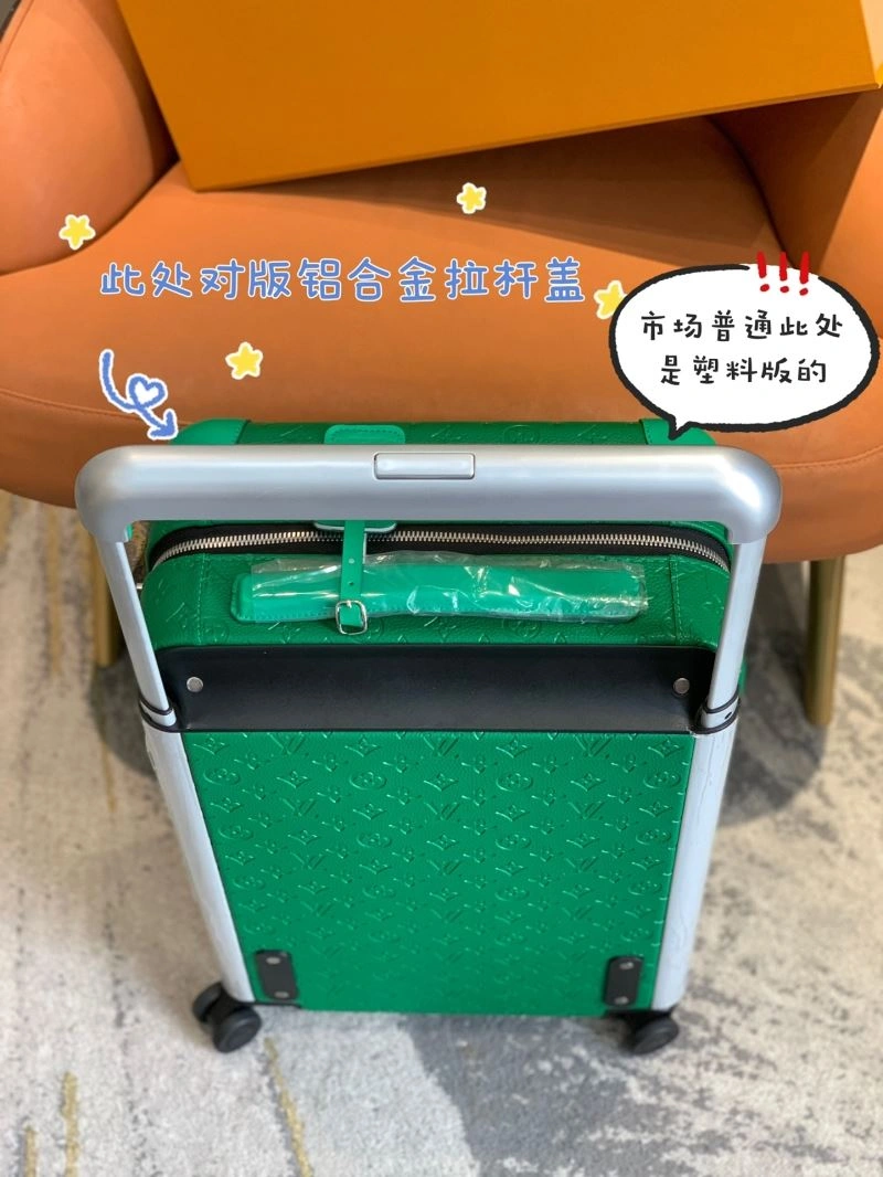Top mirror Louis Vuitton Suitcase