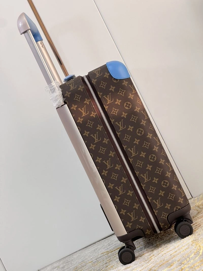 High fidelity Louis Vuitton Suitcase