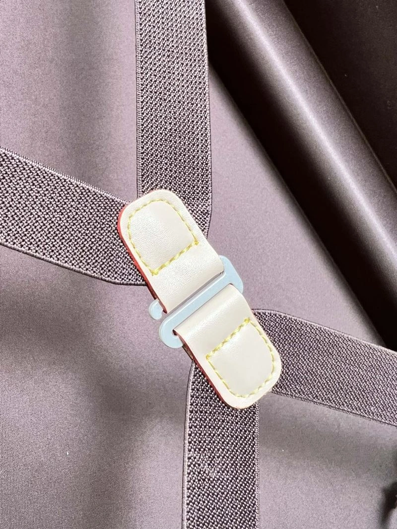 Reasonably priced Louis Vuitton Suitcase