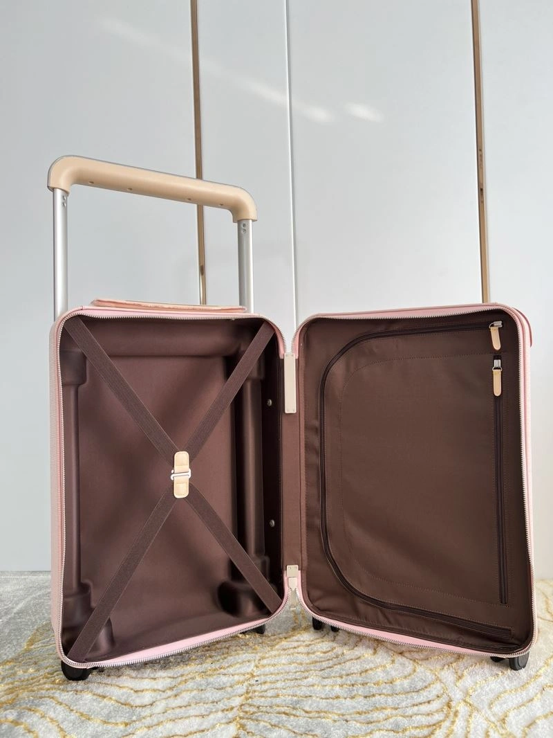 Low-cost Louis Vuitton Suitcase